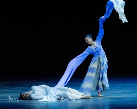 Hu Yuting And Sun Ke In Dou Wei From Tears From Emperor Yu Li Music By Dou Wei