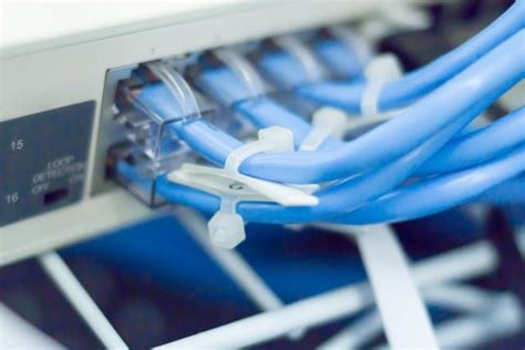 LAN工事 株式会社宮崎通信