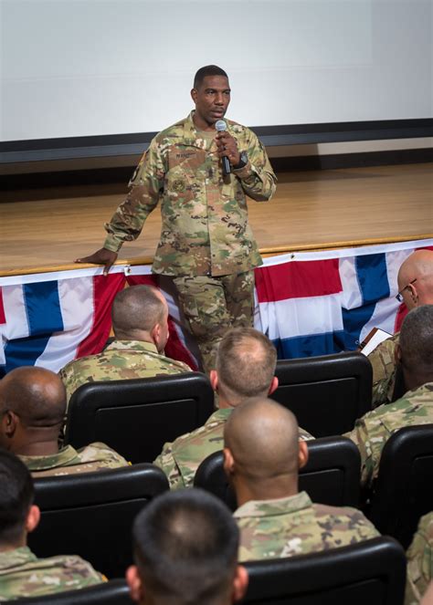 Mscoe Csm Says Farewell To Fort Leonard Wood Article The United States Army