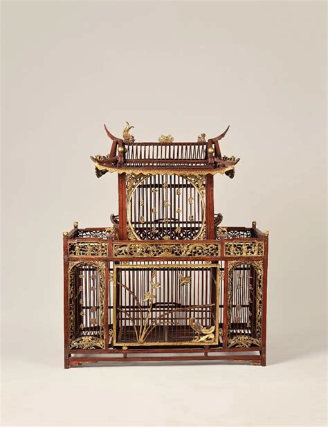 清中期 朱漆泥金亭式鸟笼 花瓣网