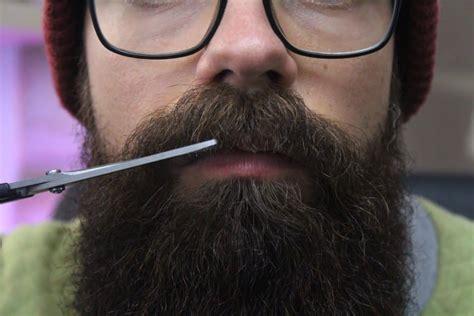 Trim Your Beard Easily Full Photo And Video Guides