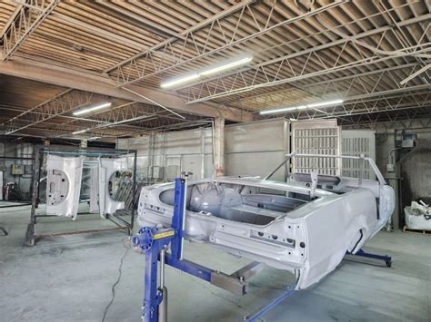 Spraying Epoxy Primer On Freshly Sandblasted Parts 💪 Michael Leal