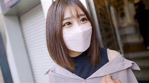 Erofv 132 1月强档素人女学生作品！身材有sss级爆乳！ 沐风文化