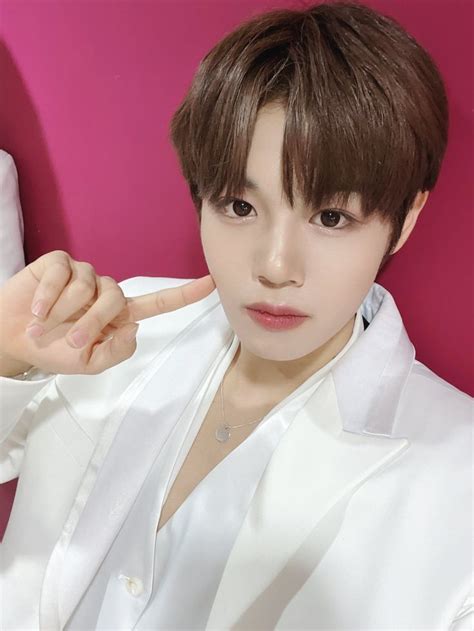 Pin On 잘생쁨 히카리♡