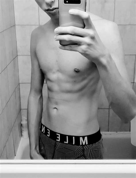 Flexing😈 Scrolller