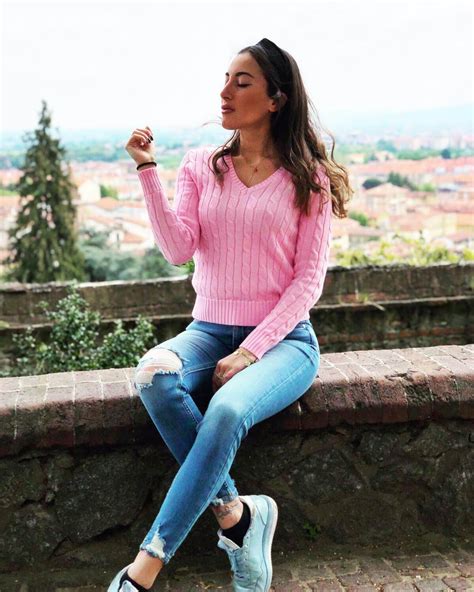 Dancer Erika Provides Escort Services