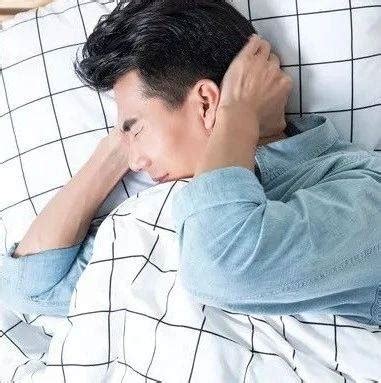 半夜34点就醒睁眼到天亮试试这3招让你沾床就睡 睡眠 精神 疾病