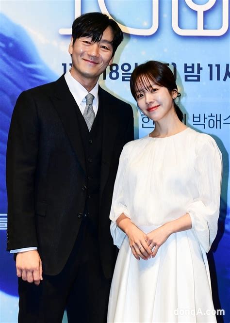 박해수·한지민 뜻깊은 방송 함께해 영광 고래와 나 [da포토]｜스포츠동아