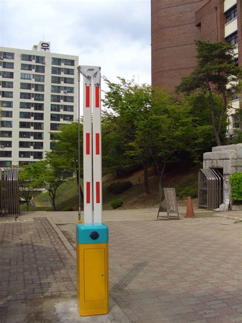 차량차단기주차차단기주차관제주차시스템아파트공장빌라접는차단기 마노기술주 취급폼목 소개