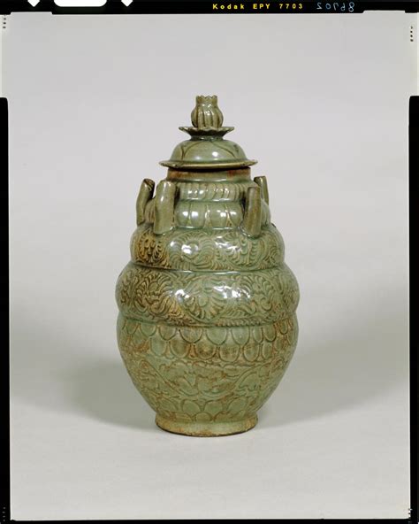 C0086702 青磁唐草文多嘴壺 東京国立博物館 画像検索