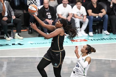 Jonquel Jones Dominant Performance Not Enough For The Liberty The Ix