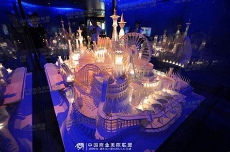 纸艺美陈艺术家Wataru Itou纸雕美陈作品海上城堡