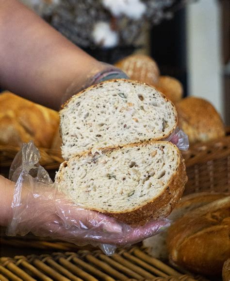 Bakin Hleb 8 Zrna Hleb Koji će Vas Oduševiti City Magazine