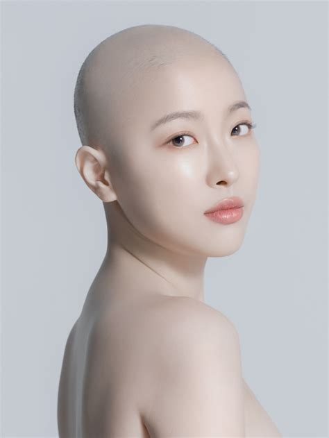 17 Trail Blazing Bald Beauties In Hollywood Artofit