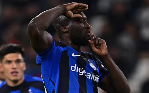 인터 밀란의 로멜루 루카쿠 골 세리머니로 억울한 퇴장 당했다