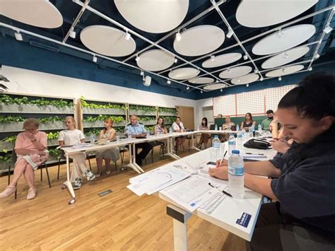 Во Велес тркалезна маса „Поврзување на локалните и националните институции во креирање на родово