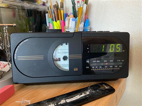 Anyone Know How To Adjust The Time On This Thing R Clocks