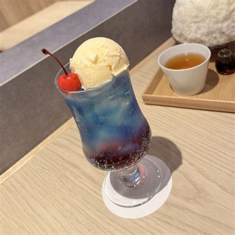 黒糖ぜんざい専門店 ホシのシズク 沖縄の食材を使用したふわふわかき氷那覇市かきたま