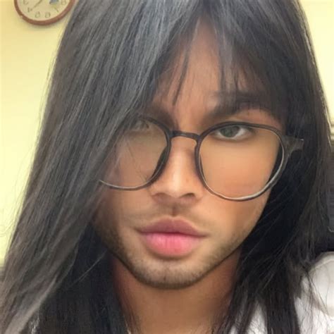 ại Vơ Trxcanh • Threads Say More