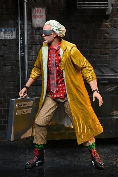 惠美玩品 歐美系列 NECA 公仔 2303 米特布朗博士 白衣 黃衣 回到未來 可動換臉 模型 盒裝 共兩款 興趣及遊戲 玩具與遊戲在旋轉拍賣