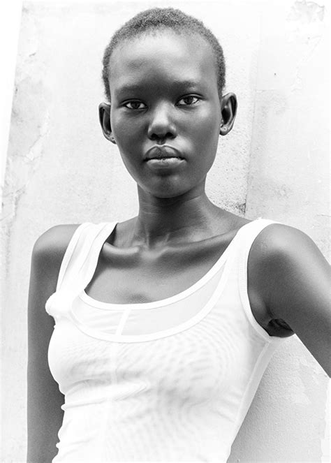 Viola Select Paris Select Model Management