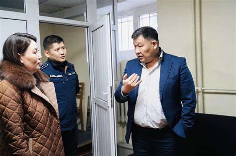 Баянгол ИТХ ИТХ ЫН ДАРГА ЭМЭГТЭЙЧҮҮДИЙН ЭРҮҮЛЖҮҮЛЭХ БАЙРАНД АЖИЛЛАЛАА