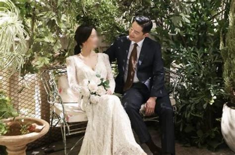 51세에 13살 연하 미모의 변호사와 결혼아들 얻은 연예인 어썸클 51세에 13살 연하 미모의 변호사와 결혼아들 얻은 연예인 어썸클