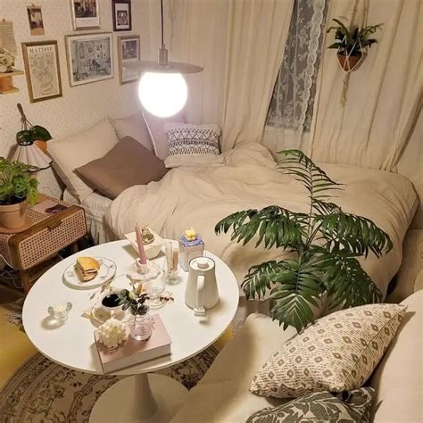 แจกไอเดียแต่งห้องนอนสไตล์ Minimal 🤎 แกลเลอรีที่โพสต์โดย Balm Lemon8