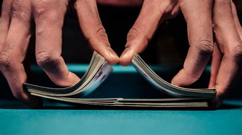 expert reveals the fascinating link between math and card shuffling