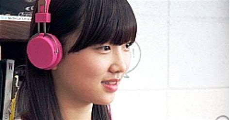 스마트폰용 헤드폰으로 스타일리시하게