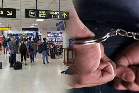 கட்டுநாயக்க விமான நிலையத்தில் வர்த்தகர் உட்பட இருவர் கைது தமிழ்வின்