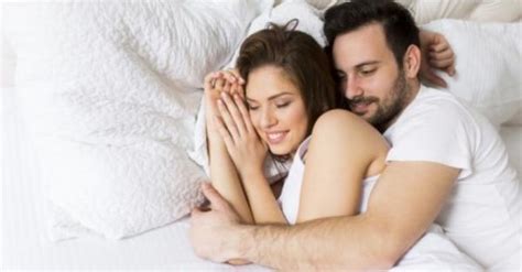 Terungkap Seks Di Usia Tahun Ternyata Lebih Menyenangkan