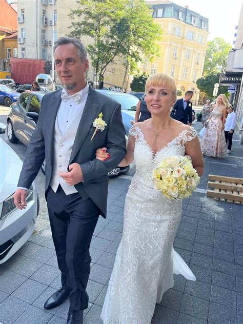 Омбудсманът Диана Ковачева се омъжи снимки Хай Клуб