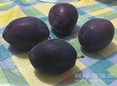 酸甜多汁的西梅 吃了真能通便吗 民福康健康