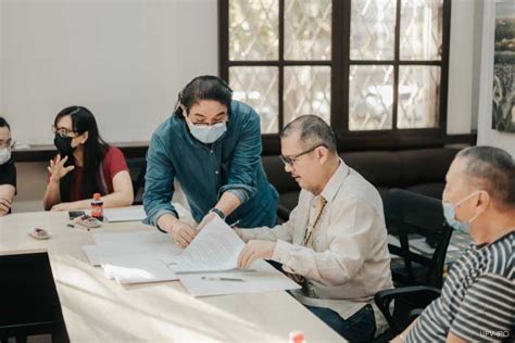 Local Artists Upv Formalize Donation Loan Of Artifacts And Artworks Daily Guardian