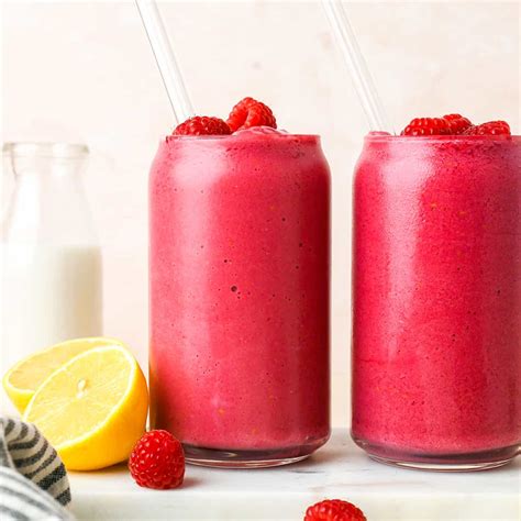 Raspberry Smoothie Joyfoodsunshine