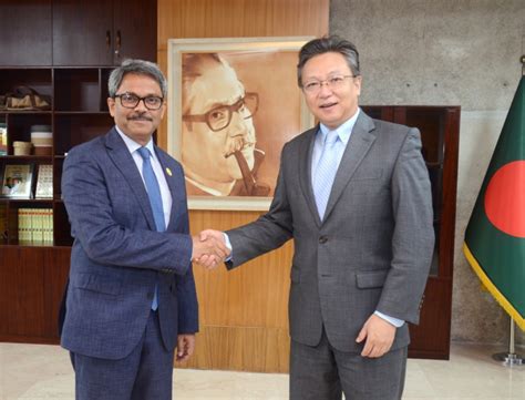 李极明大使辞行拜会孟外交国务部长阿拉姆