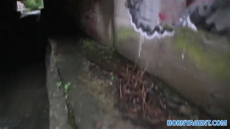 Hornyagent Outdoor Suck Off And Romping With Young Czech Bab