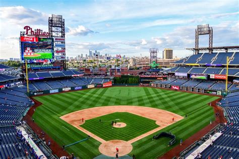 Phillies Massive New 4k Scoreboard Almost Ready For Home Opener At
