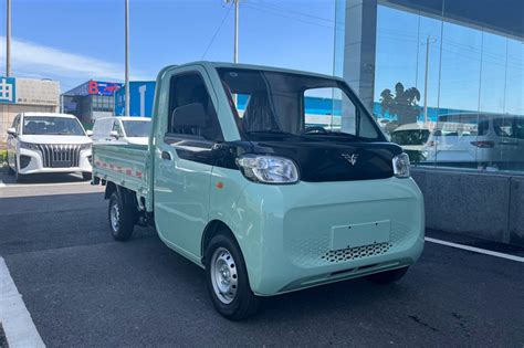 图北汽雷驰 MINI卡 1 5T 1 75米单排电动栏板微卡 HLD1020P1B2BEV 12 3kWh 车型图片 卡车网