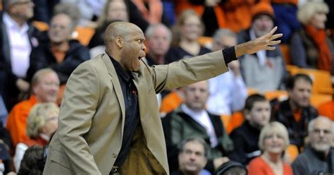 Oregon State Fires Basketball Coach Craig Robinson Deseret News