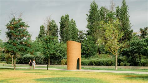 Eduardo Souto De Moura And Yves Béhar Create Lisbon Cork Installations