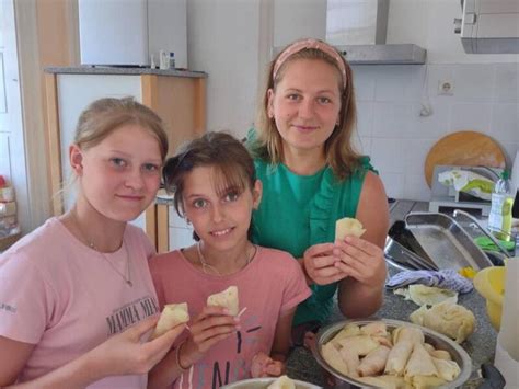 Українські страви Місто щасливих дітей