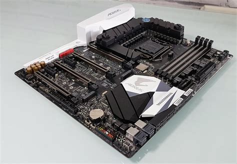 Rekomendasi Motherboard Gaming Terbaik DDR4 Dari AMD Intel 2019