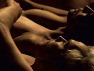 Naked Soraya Gomaa In Marmor Stein Eisen