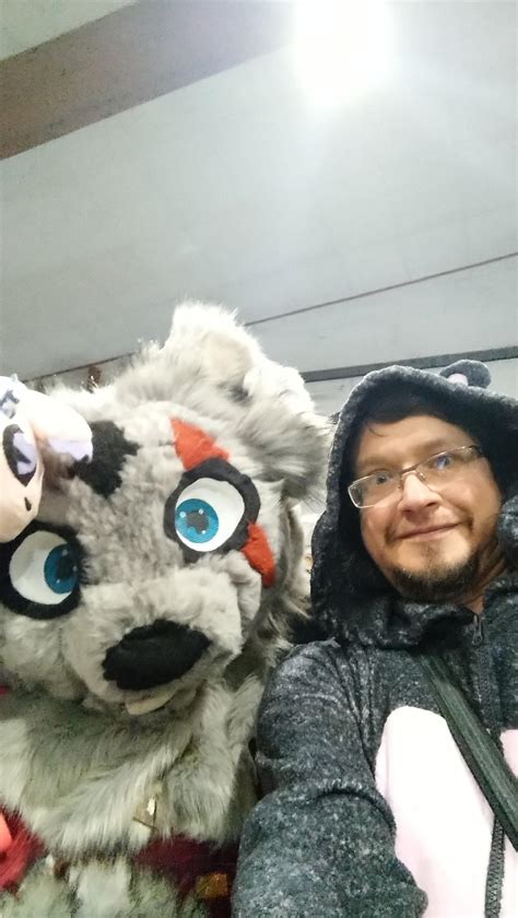 Selfie Fursuit By Totuio On Deviantart
