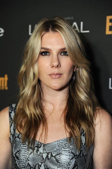 Lily Rabe Photo 4 Of 5 Pics Wallpaper Photo 652072 Theplace2