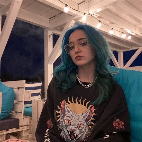 F18 Too Nerdy For You Ramihot