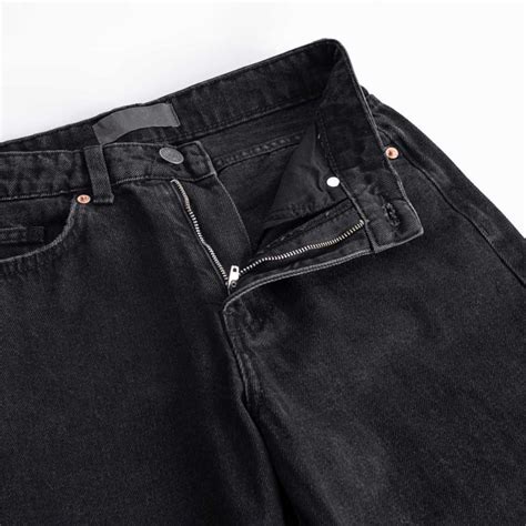 کالاسیون خرید شلوار جین مام زاپ دار