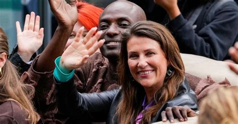 신기 있다 공주의 폭탄 발언…결국 무속인과 결혼한다